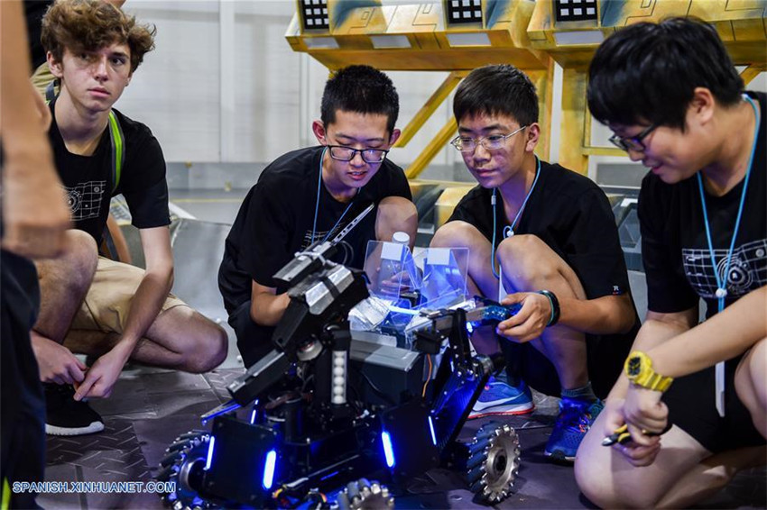 Campamento de verano "RoboMaster 2017" en Shenzhen_Spanish.china.org.cn_中国最权威的西班牙语新闻网站
