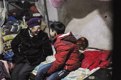 New guideline on left-behind children's protection released- China.org.cn