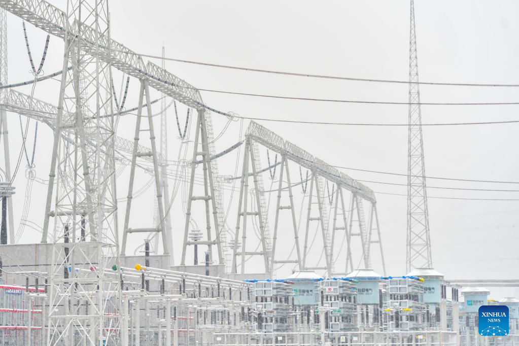 1000-Kilovolt-Ultrahochspannungs-Übertragungprojekt in Südchina in Betrieb genommen_China.org.cn