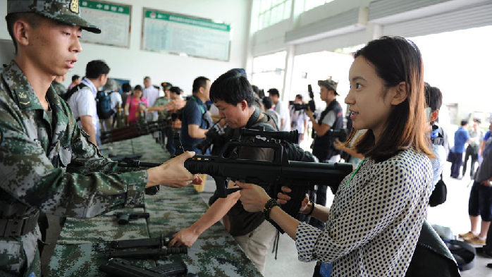 Une base militaire chinoise ouvre ses portes aux médias