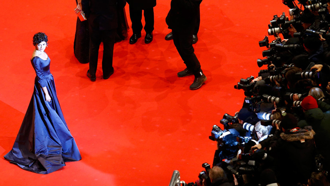 Les stars sur le tapis rouge à l'ouverture de la 65e Berlinale