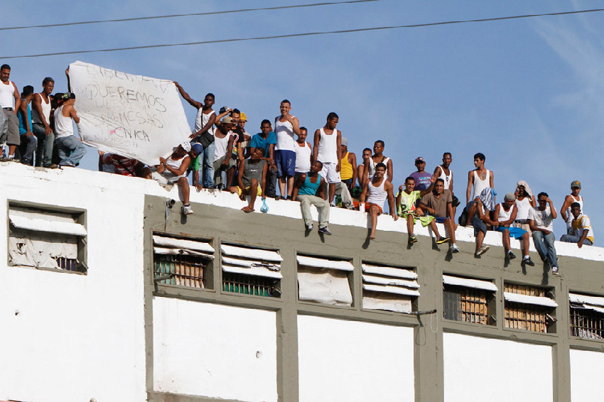 Los disturbios más peligrosos en el cárcel del mundo_Spanish.china.org ...