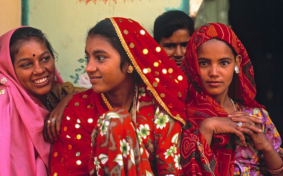 Las hermosura de las mujeres hindués_Spanish.china.org.cn_中国最权威的西班牙语新闻网站