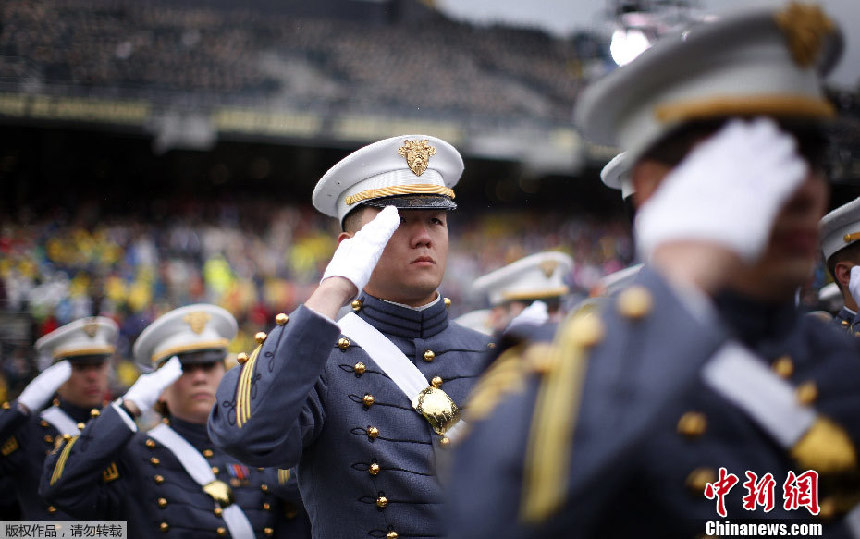 Acto de graduación 2013 de la academia militar de West Point_Spanish ...