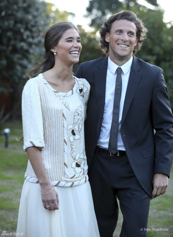 Diego Forlán celebra su boda con Paz Cardoso_Spanish.china.org.cn_中国最权威 ...