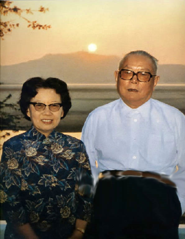 Las primeras damas de China vestidas con qipao_Spanish.china.org.cn_中国最 ...