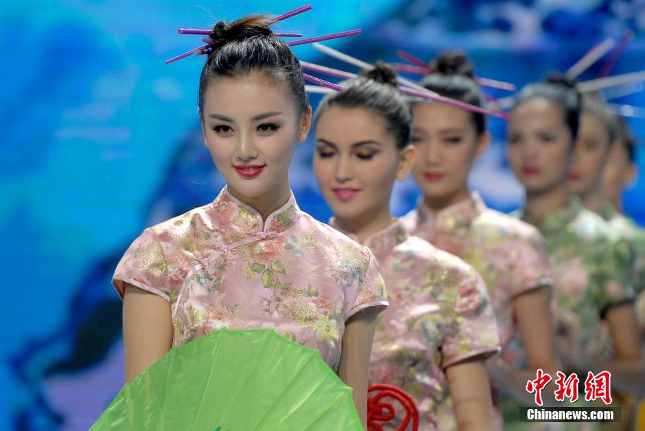 Modelo China se corona en el Concurso Asia-Pacífico de Súpermodelos ...