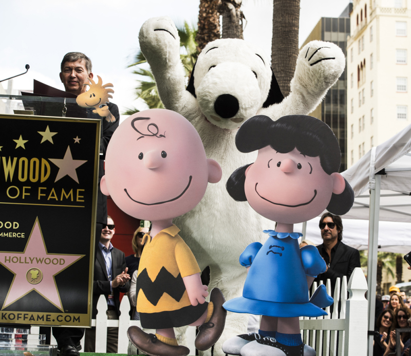Snoopy ya tiene su estrella en el paseo de la fama de Hollywood_Spanish ...