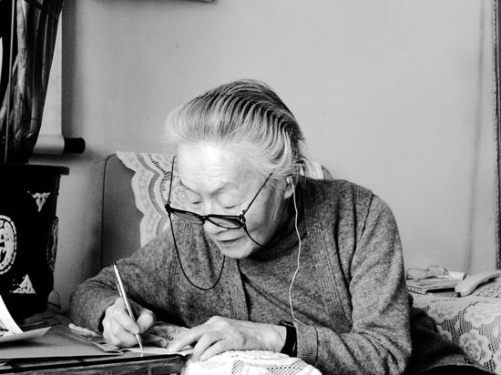 Fallece a los 105 años reconocida figura de literatura china Yang Jiang ...