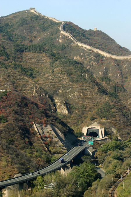New road to Badaling - China.org.cn