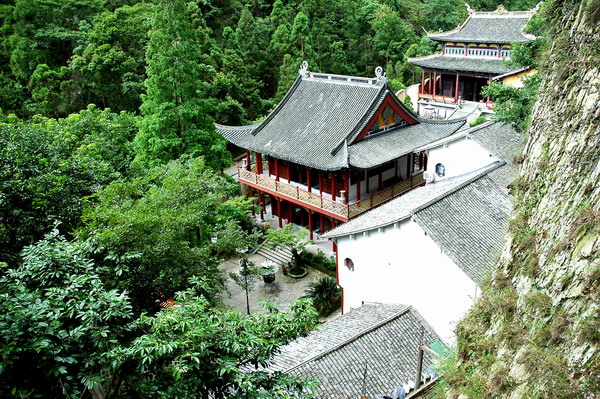 Lingfeng Peak Scenic Zone with changeable scenery - China.org.cn
