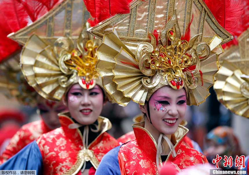 Carnival parade in Cologne, Germany - China.org.cn