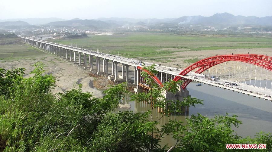 Yunyang Hanjiang River Bridge opens in Hubei - China.org.cn