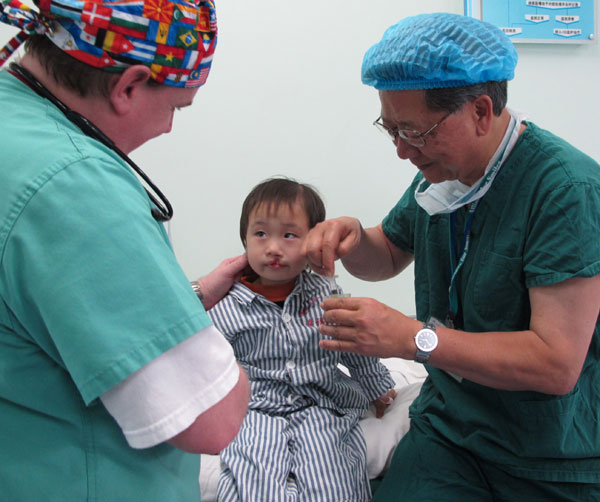 Children with cleft lips get free treatment- China.org.cn