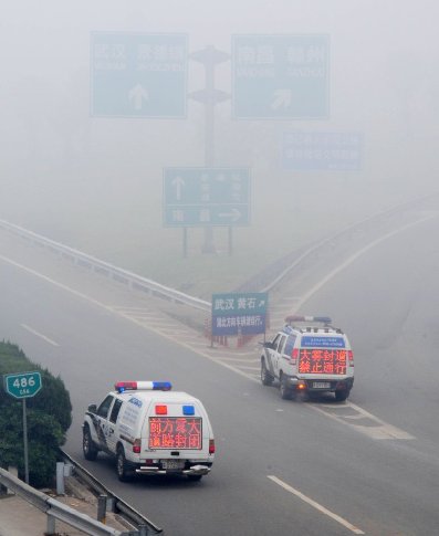 Heavy fog hits southern China - China.org.cn