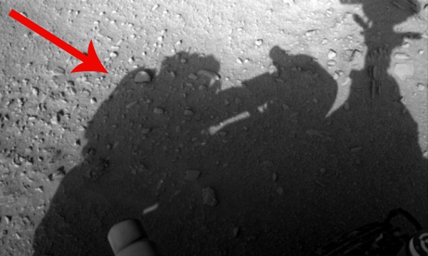 New NASA photo shows human-like figure - China.org.cn