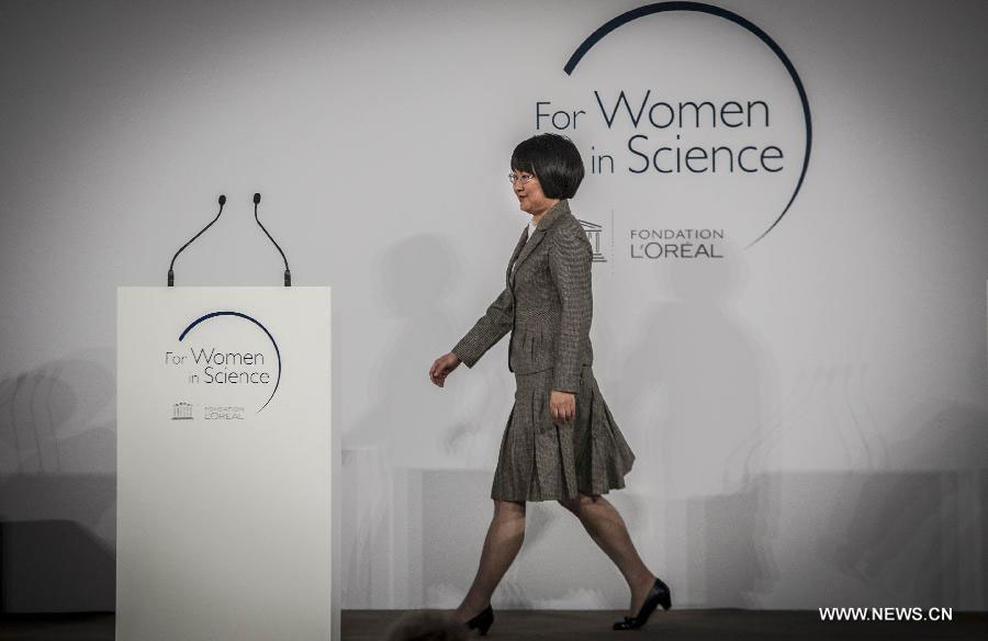 Chinese female scientist wins UNESCO award- China.org.cn