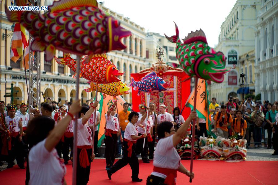 Drunken Dragon Festival in Macao- China.org.cn