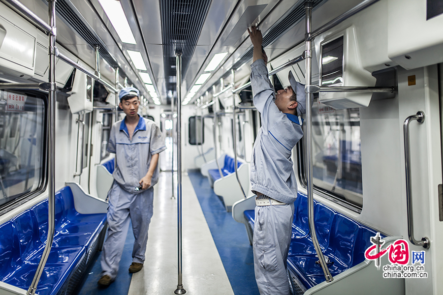 A glance at the 'subway train hospital'- China.org.cn