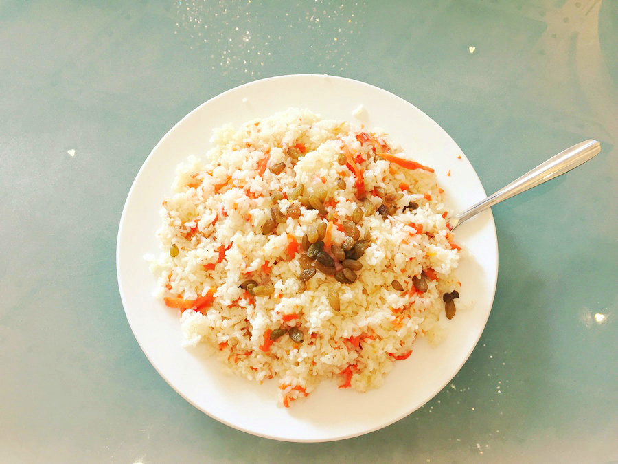 Taste of Chinese New Year in Xinjiang- China.org.cn