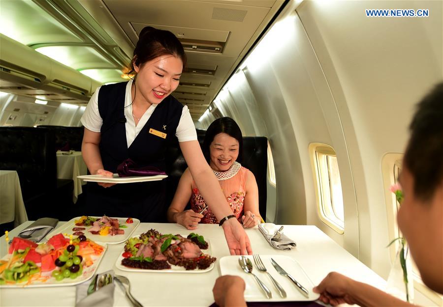 Plane restaurant opens in Wuhan- China.org.cn