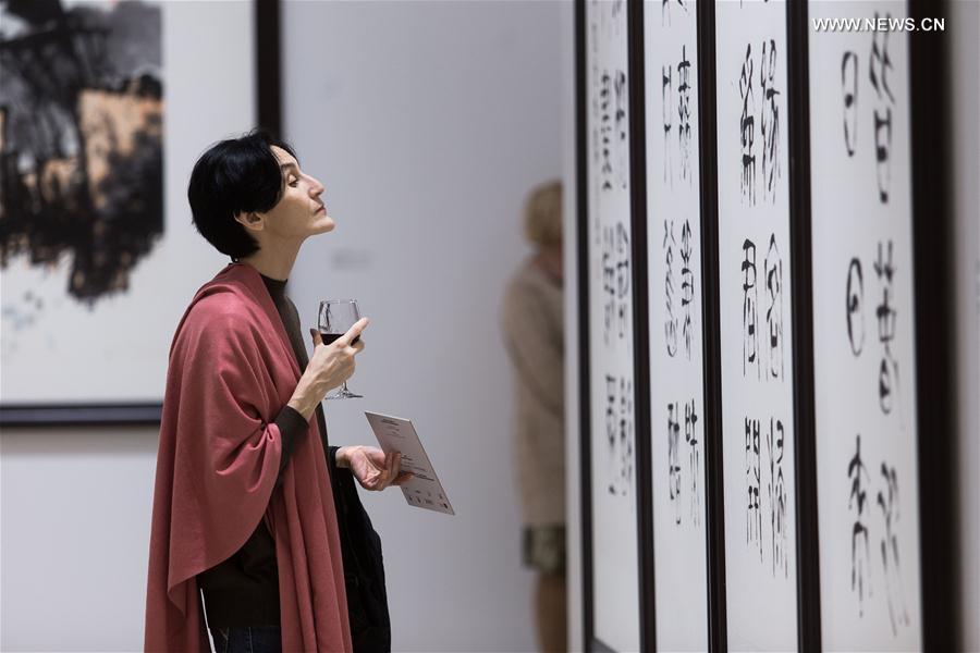 Chinese painter opens personal exhibition in Moscow- China.org.cn