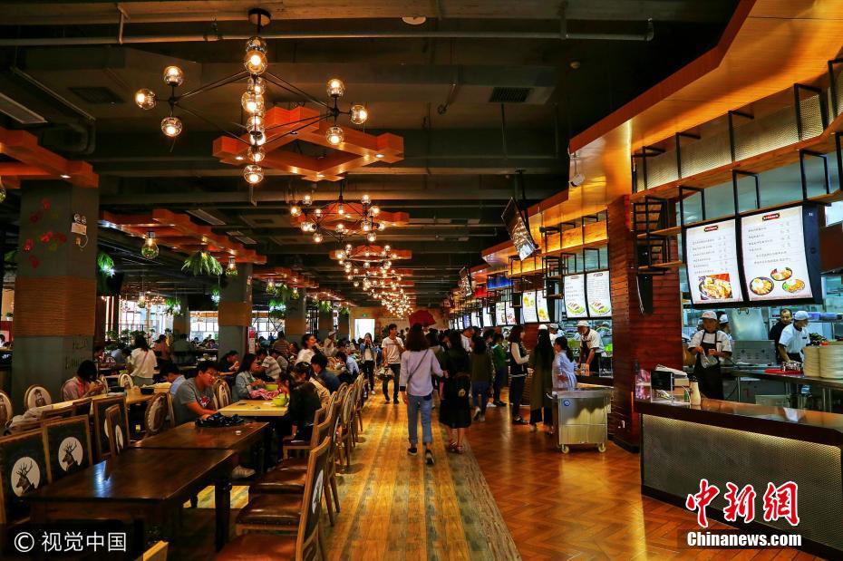 Henan : cette cantine universitaire très chic fait le buzz sur Internet
