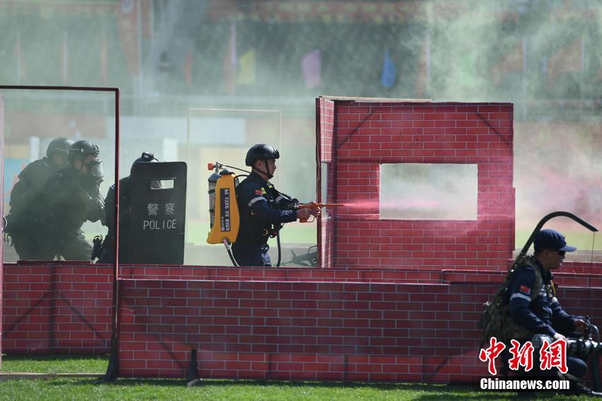 Changchun : exercices anti-terroristes pour les forces de police