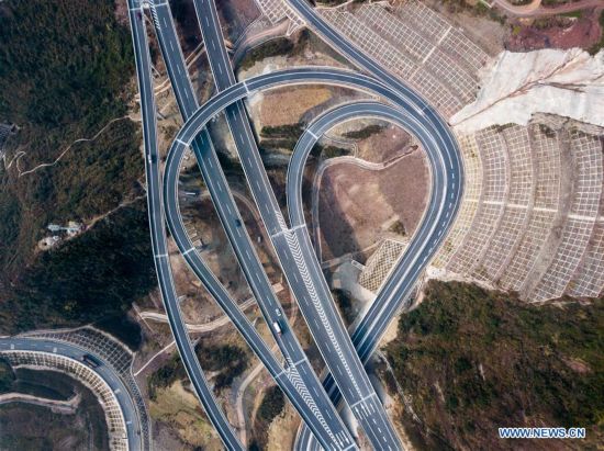 Autobahn zwischen Hubei und Chongqing eröffnet_China.org.cn