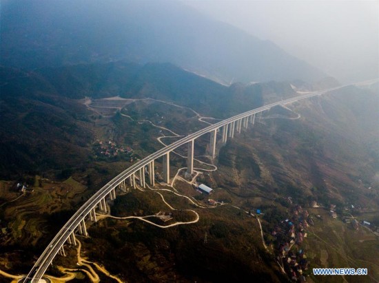 Autobahn zwischen Hubei und Chongqing eröffnet_China.org.cn