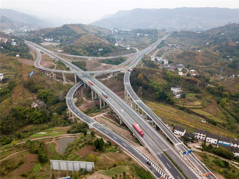 Autobahn zwischen Hubei und Chongqing eröffnet_China.org.cn
