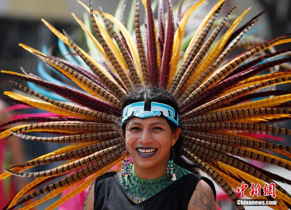 San Francisco feiert Karneval_China.org.cn