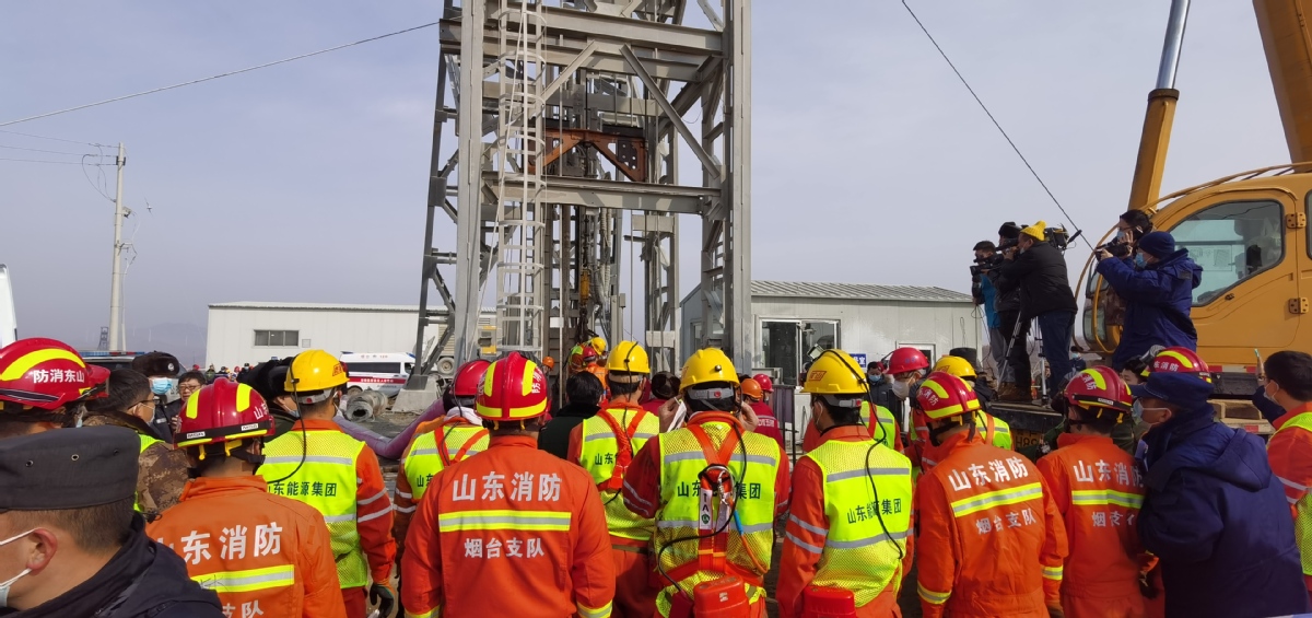 11 Arbeiter konnten gerettet werden_China.org.cn