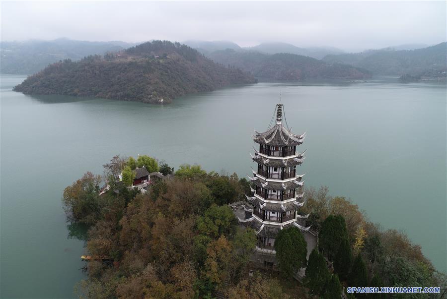 Paisaje de isla de Cuiping en lago Yinghu_Spanish.china.org.cn_中国最权威的 ...