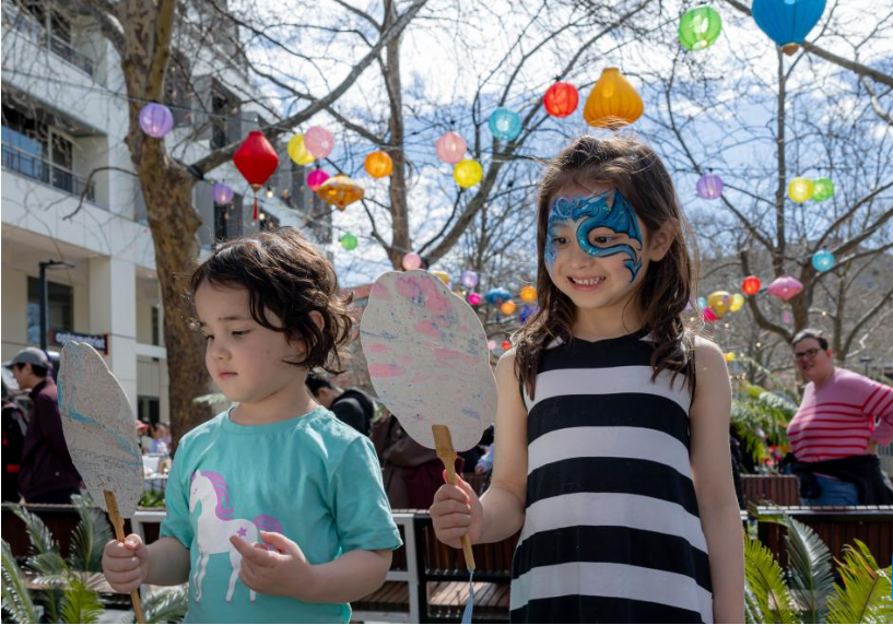 El Festival de la Luna de Canberra 2025 se celebra en la capital de ...