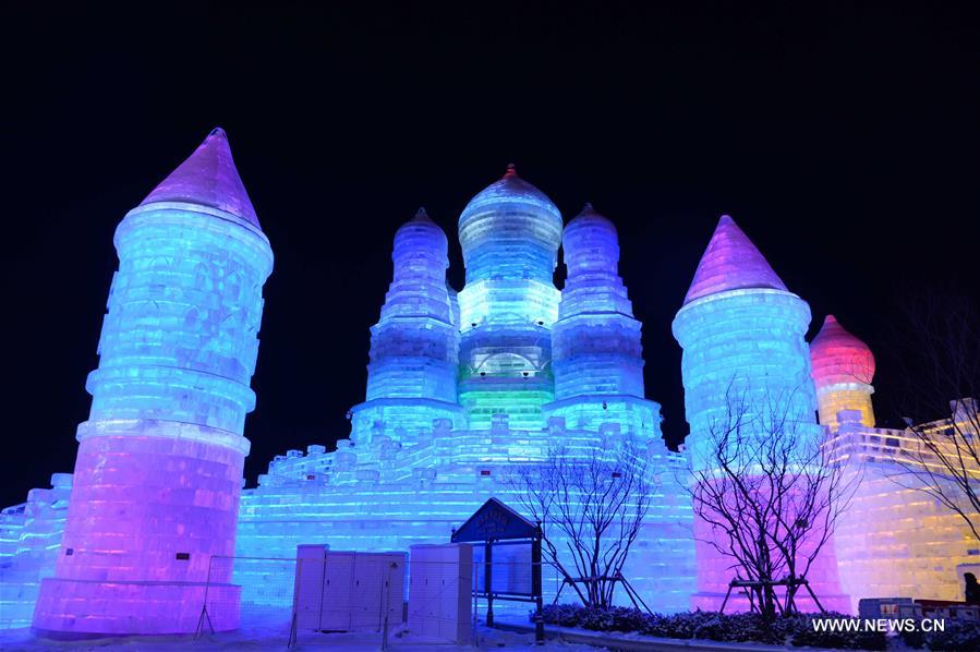 Icy Wonderland attracts tourists- China.org.cn