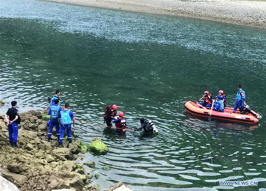 Death toll rises to 10 in SW China boat accident- China.org.cn
