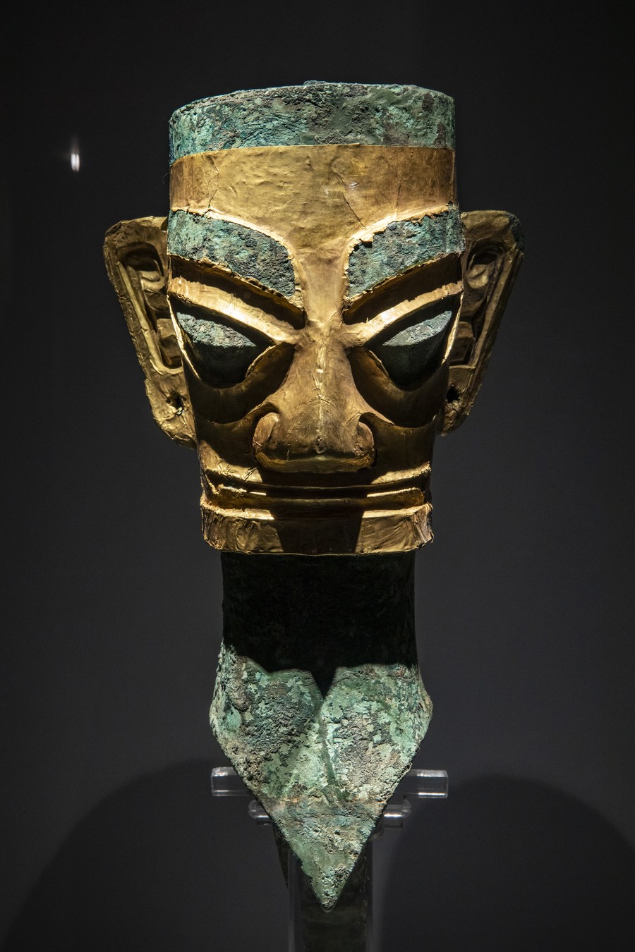 Over 1,000 important relics unearthed at Sanxingdui - China.org.cn