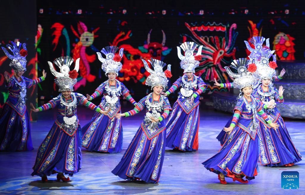 'Colorful Guizhou Style' show- China.org.cn