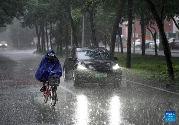 Typhoon Doksuri brings heavy rainfall to north China- China.org.cn