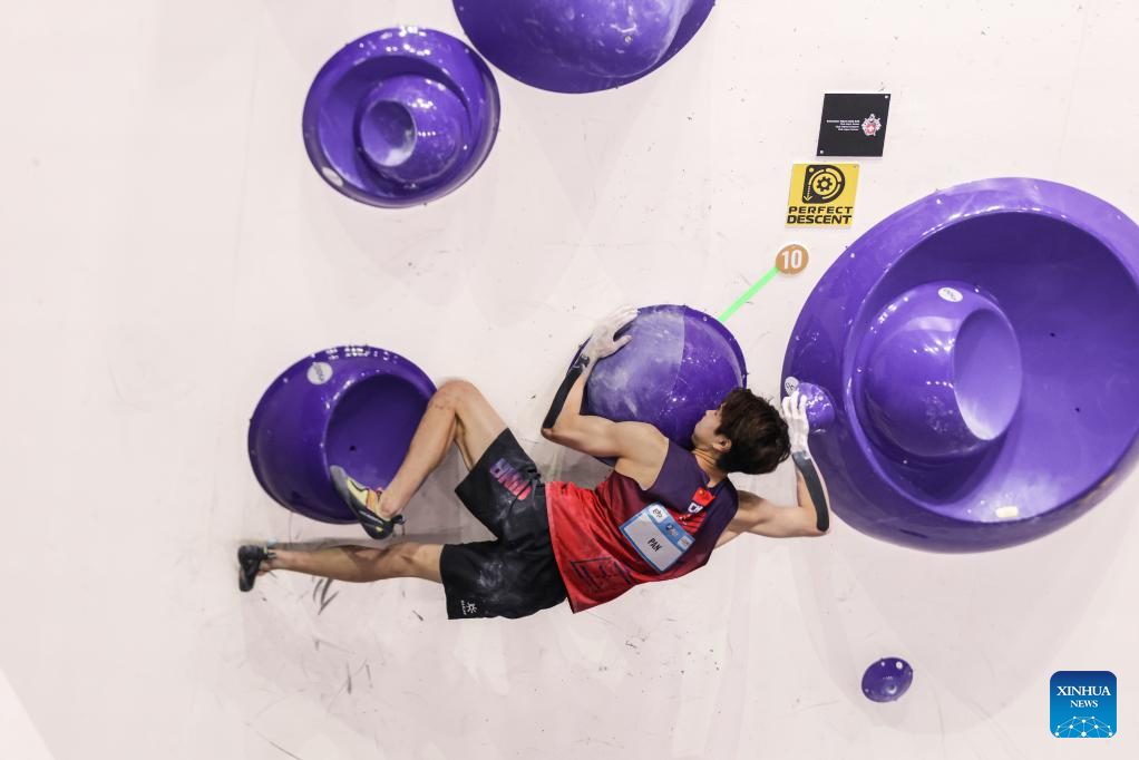 Chinese climber Pan makes history with victory in Bern - China.org.cn