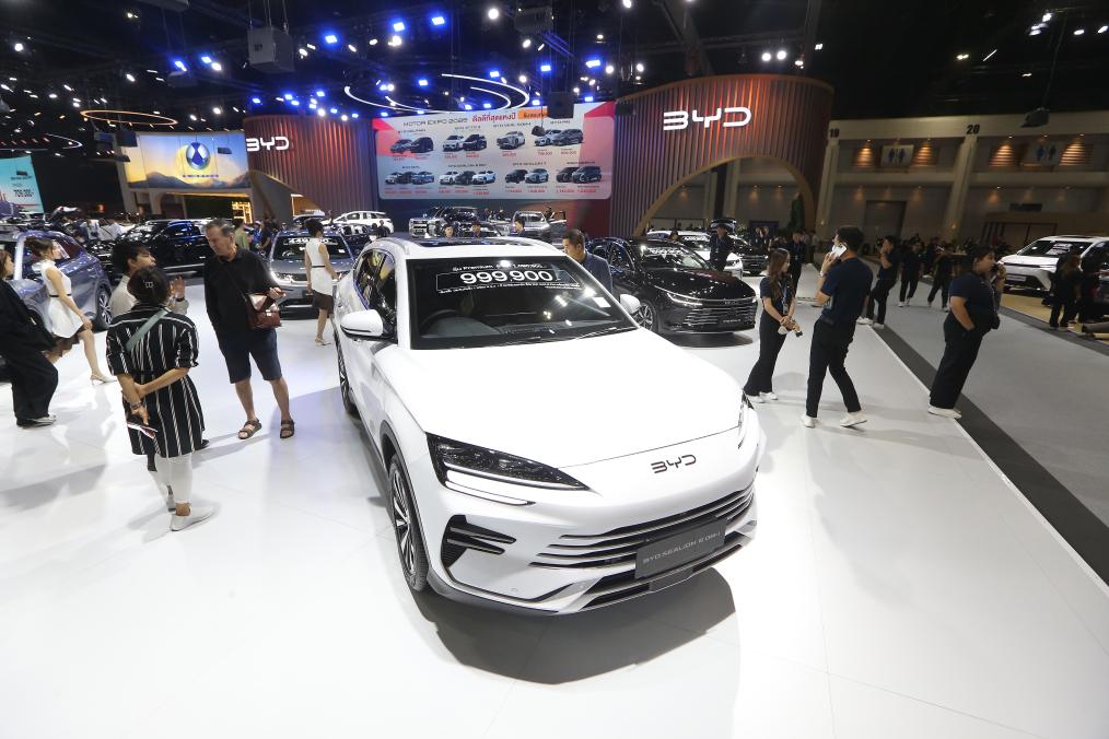 BYD overtakes Tesla in 2025 EV sales - China.org.cn